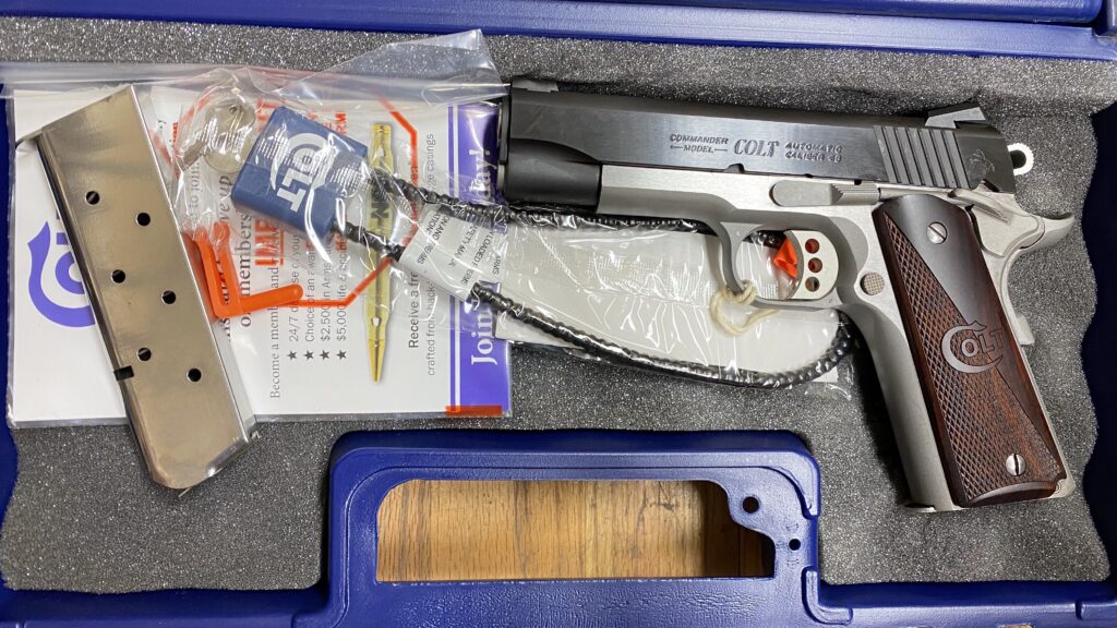 Buy Colt Combat Commander 45 ACP Blued/Stainless CLTO4012LTD online ...